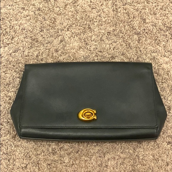 Coach | Bags | Coach Clutch With Attachable Gold Chain | Poshmark